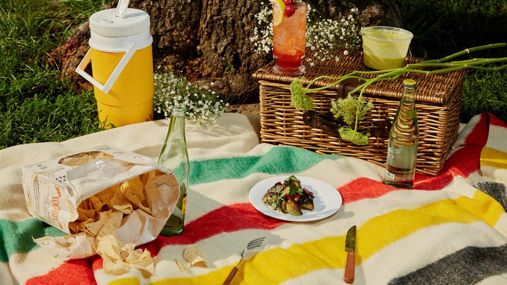 How to Choose the Perfect Picnic Basket for Your Next Outdoor Gathering